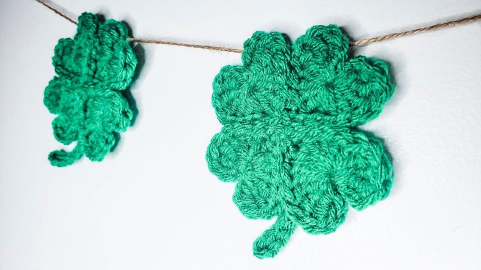 25 Free Crochet Shamrock Patterns (Printable Pattern)