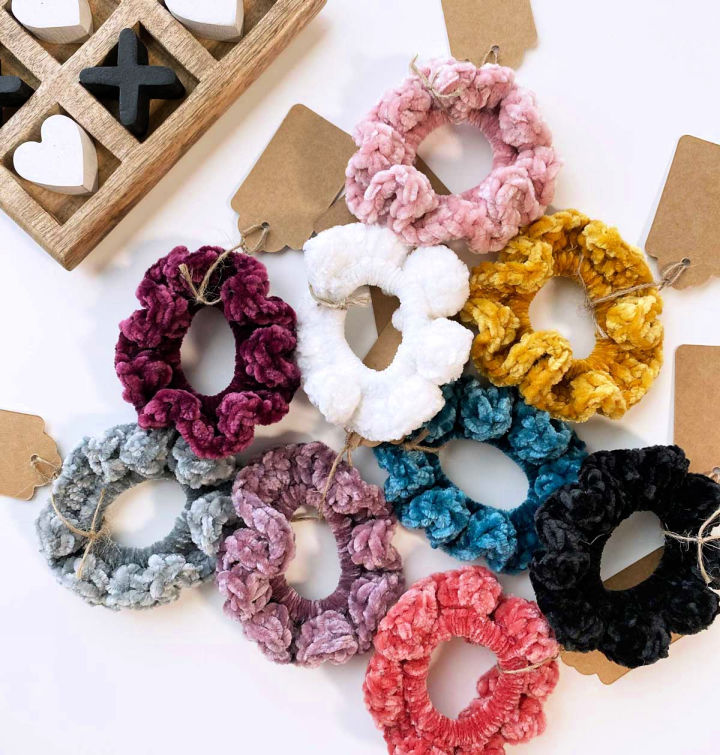 25 Free Crochet Scrunchie Patterns {PDF Pattern}