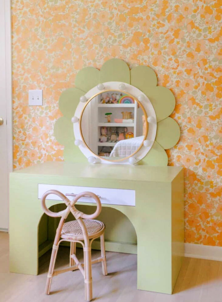 40 Cheap DIY Makeup Vanity Ideas: DIY Vanity Table Plans