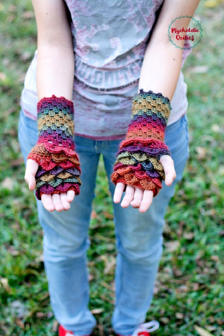 25 Crochet Fingerless Gloves Patterns {Free PDF Pattern}