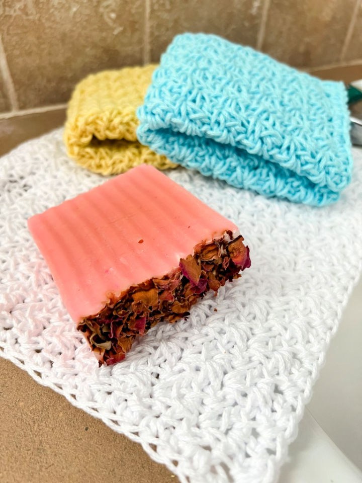 25 Free Crochet Washcloth Patterns (Easy PDF Pattern)