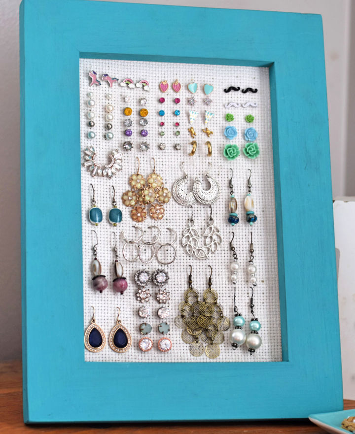 30 DIY Earring Holder Ideas to Make and Display Earrings