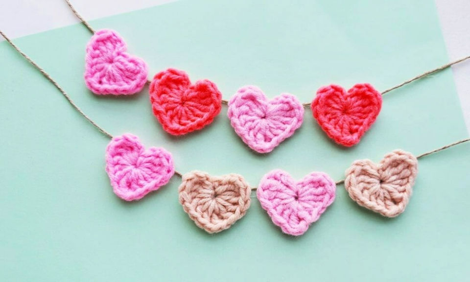 25 Free Crochet Heart Patterns {PDF Pattern}