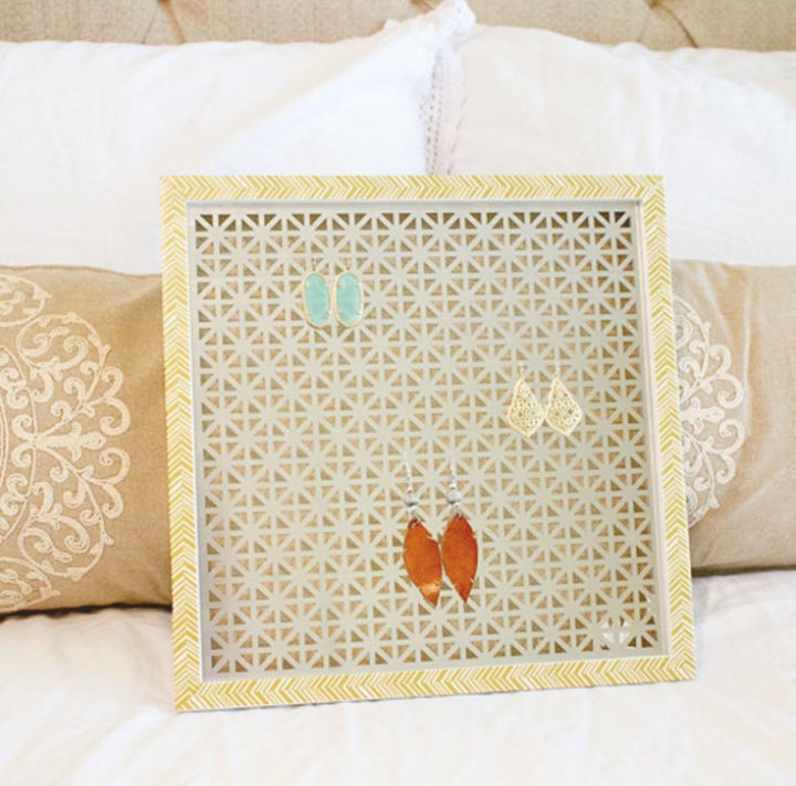 30 DIY Earring Holder Ideas to Make and Display Earrings