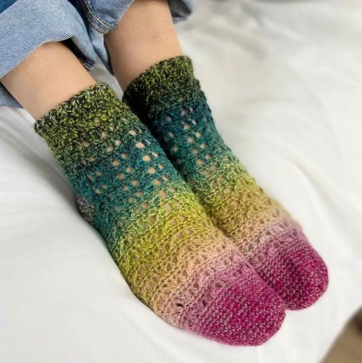 25 Free Crochet Sock Patterns {Pattern PDF}