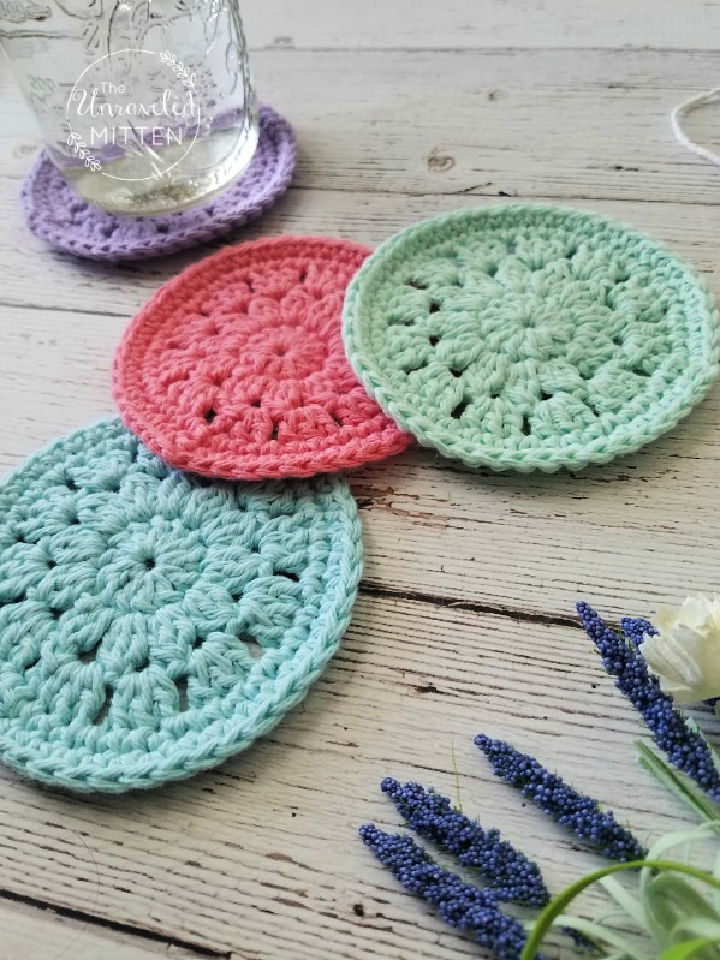 25 Free Crochet Coaster Patterns {Coasters Pattern}