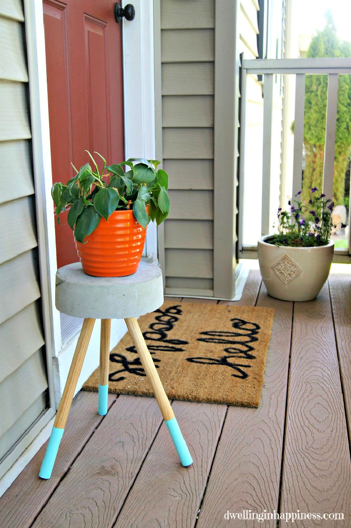 25 Easy DIY Plant Stand Ideas and Free Plans