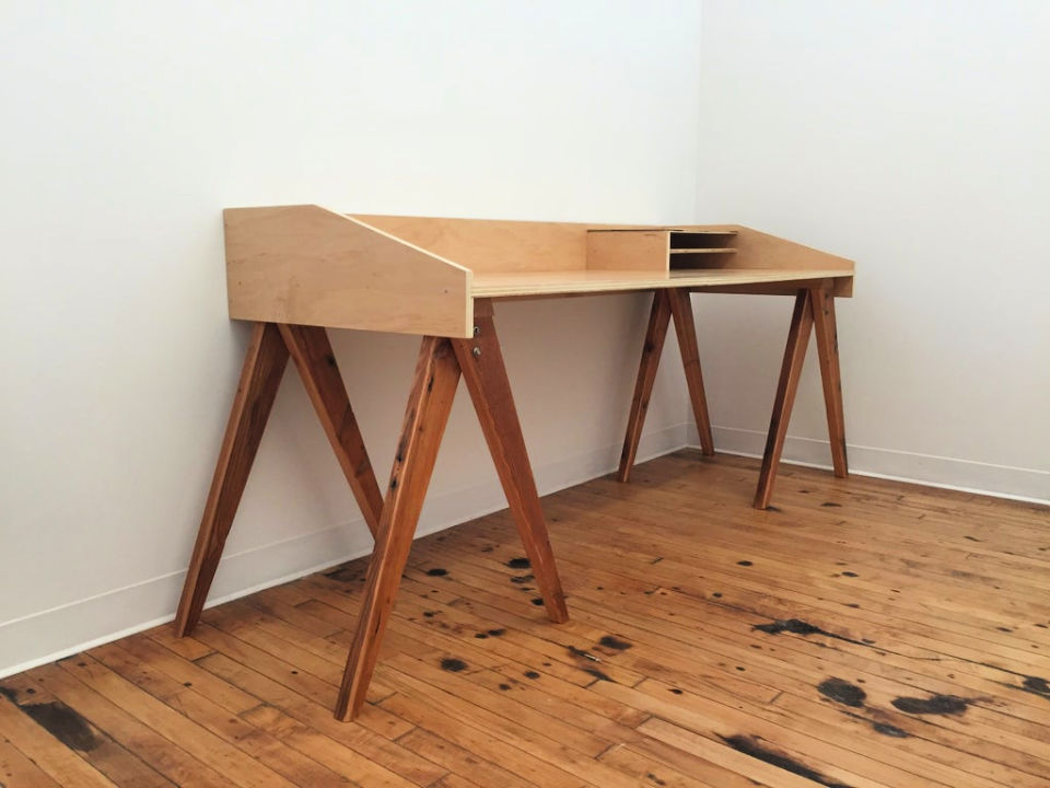 25 Homemade DIY Desk Ideas to Build