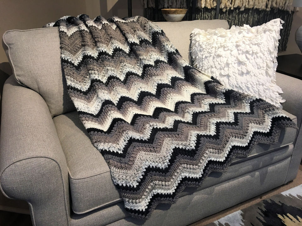 40 Free Chevron Crochet Patterns (PDF Blanket Pattern)