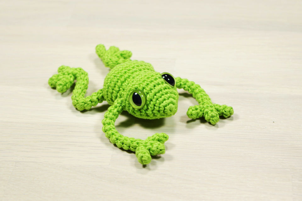 30 Free Crochet Frog Patterns (Amigurumi Pattern)