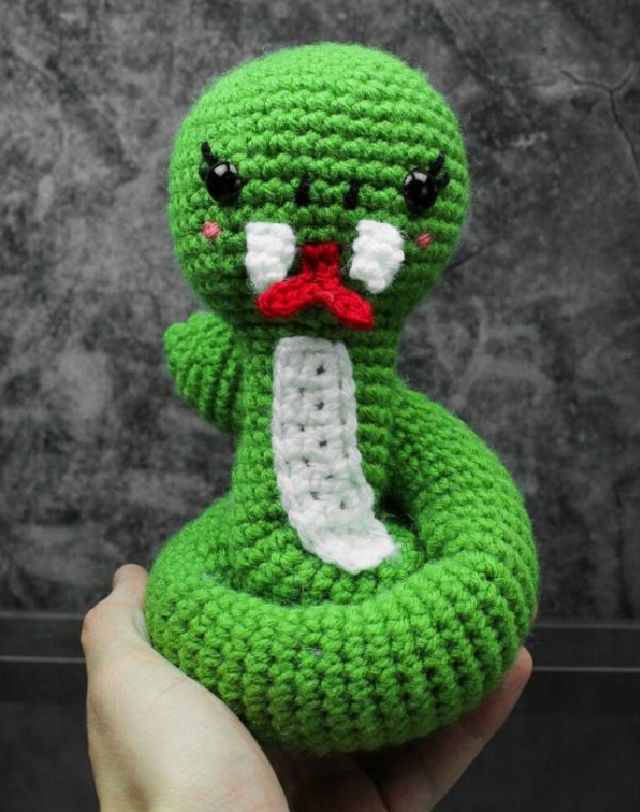 25 Free Crochet Snake Patterns (Amigurumi Pattern)