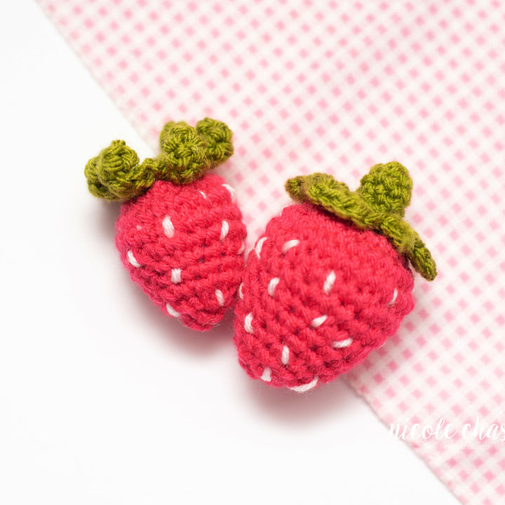 25 Easy and Free Crochet Strawberry Patterns