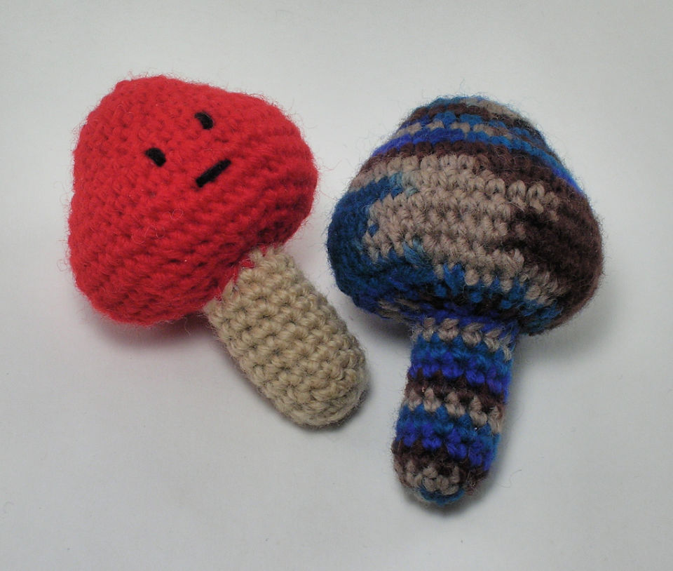 25 Free Crochet Mushroom Patterns (Amigurumi Pattern)