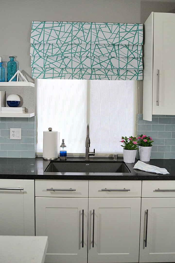 20 Easy DIY Roman Shades: How To Make a Roman Shade