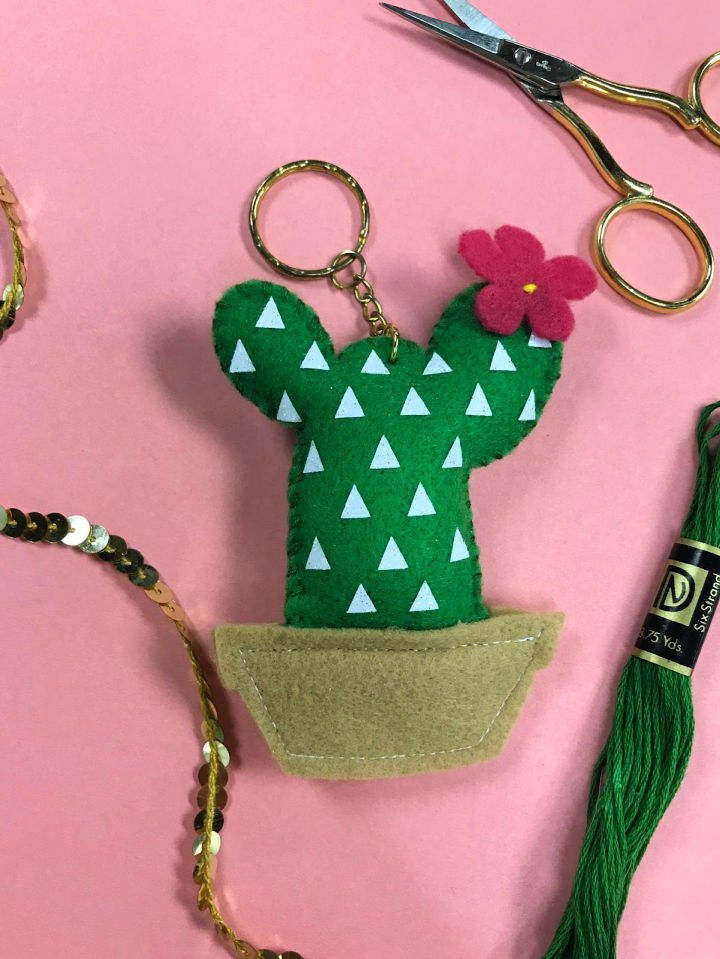 25 Homemade DIY Keychain Ideas: How To Make Keychains