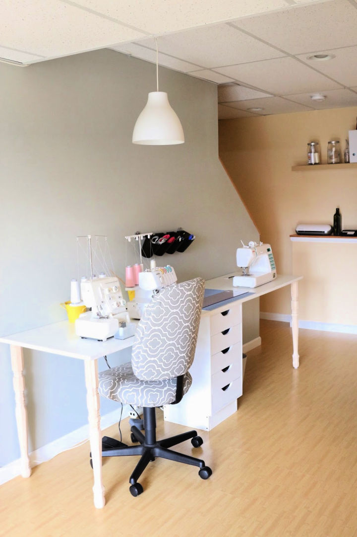 25 Homemade DIY Sewing Table Ideas and Plans