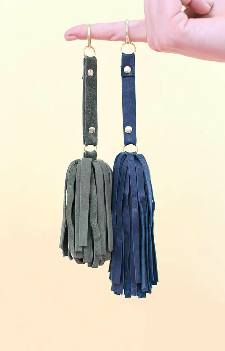 25 Homemade DIY Keychain Ideas: How To Make Keychains