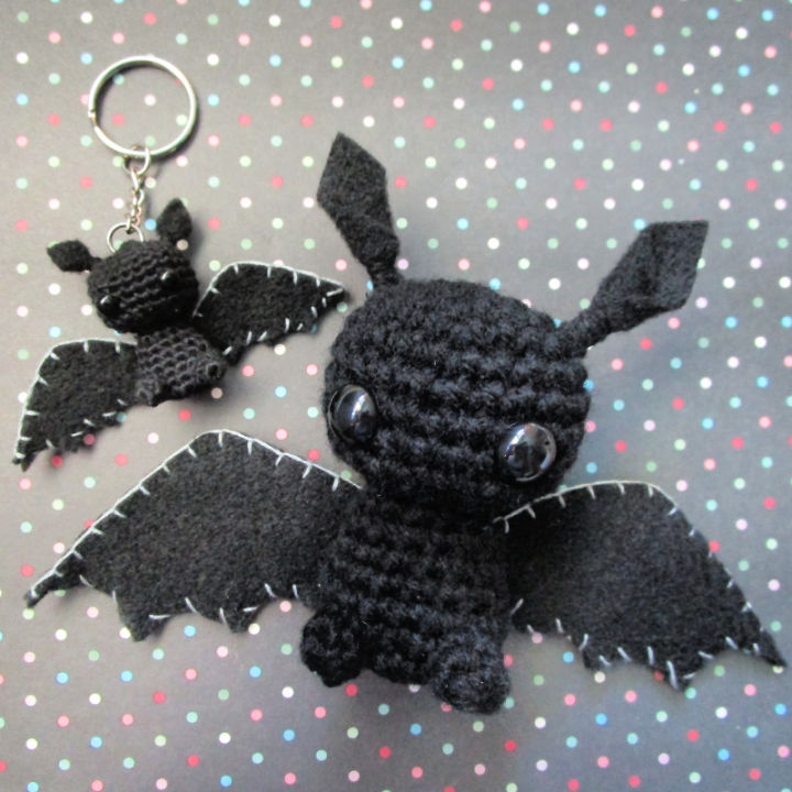 25 Free Crochet Bat Patterns (Amigurumi Pattern)