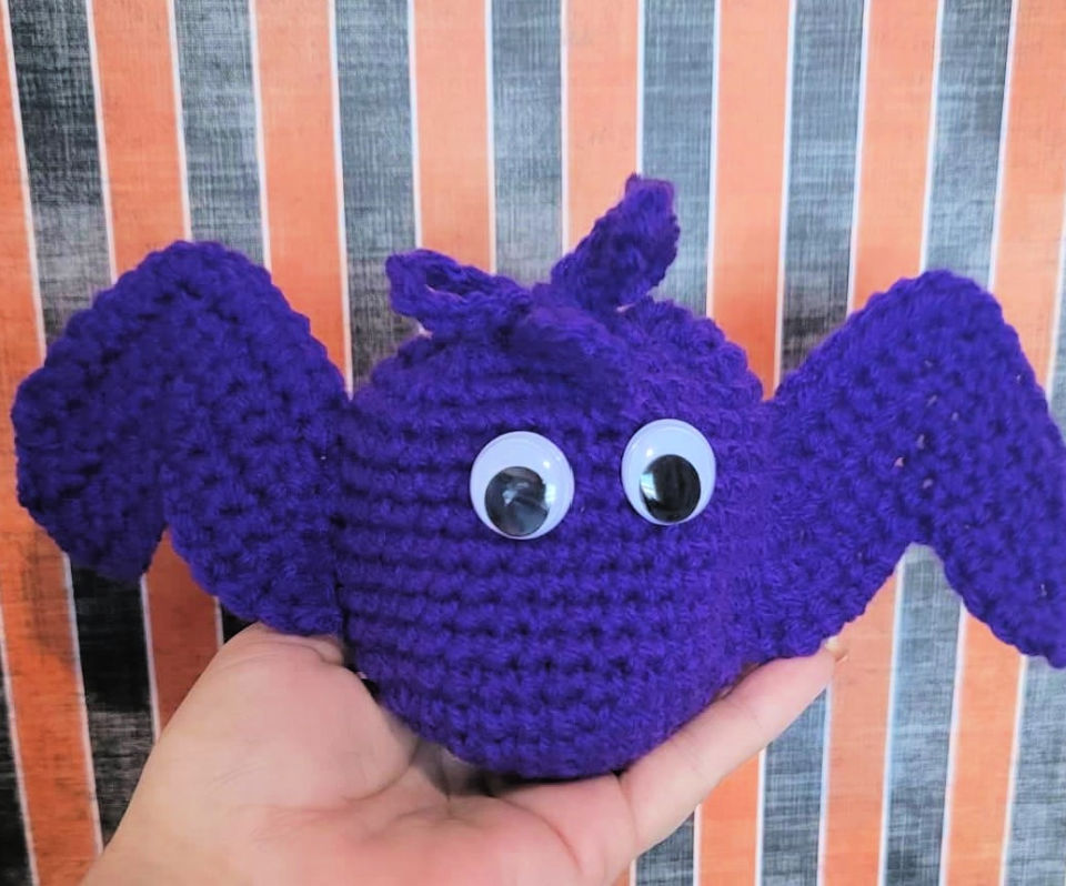 25 Free Crochet Bat Patterns (Amigurumi Pattern)