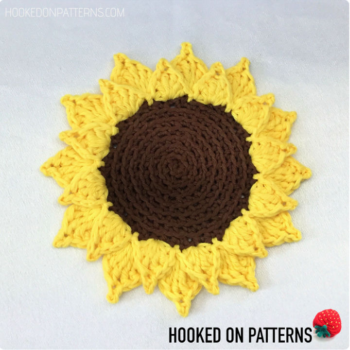 25 Free Crochet Sunflower Patterns (Step by Step Pattern)