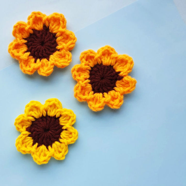 25 Free Crochet Sunflower Patterns (Step by Step Pattern)