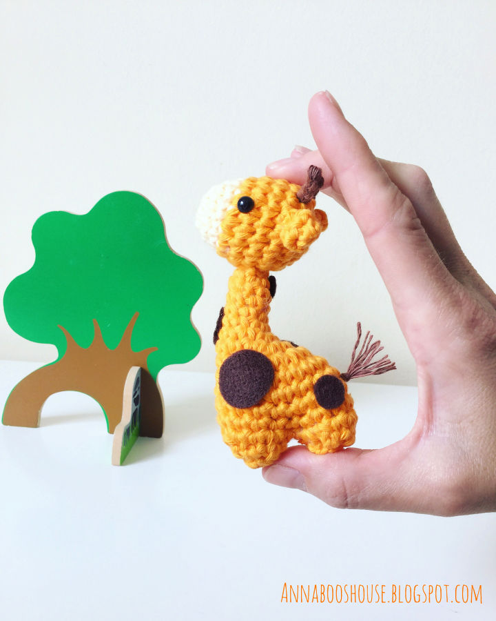 25 Free Crochet Giraffe Patterns (Amigurumi Pattern)
