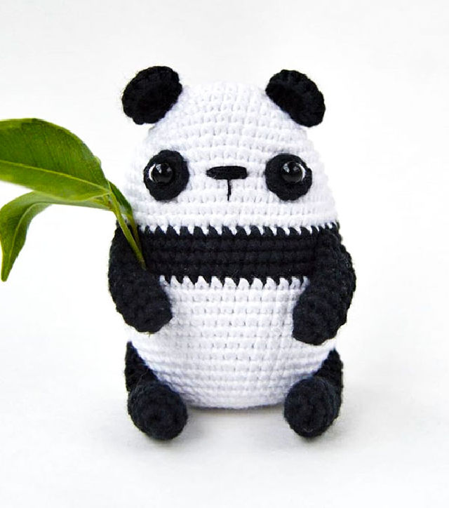25 Free Crochet Panda Patterns (Amigurumi Pattern)
