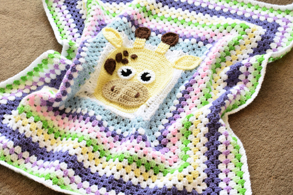 25 Free Crochet Giraffe Patterns (Amigurumi Pattern)