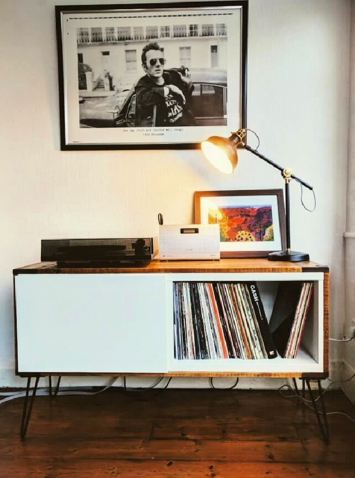 25 Free DIY Record Player Stand Plans