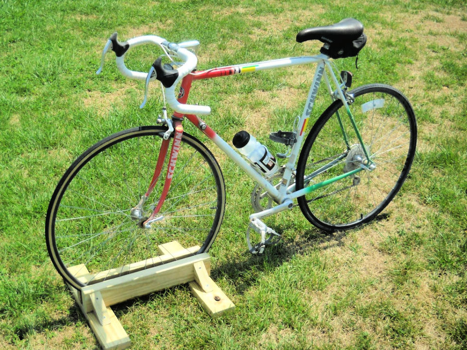 25 Homemade DIY Bike Rack Ideas for Easy Bike Storage