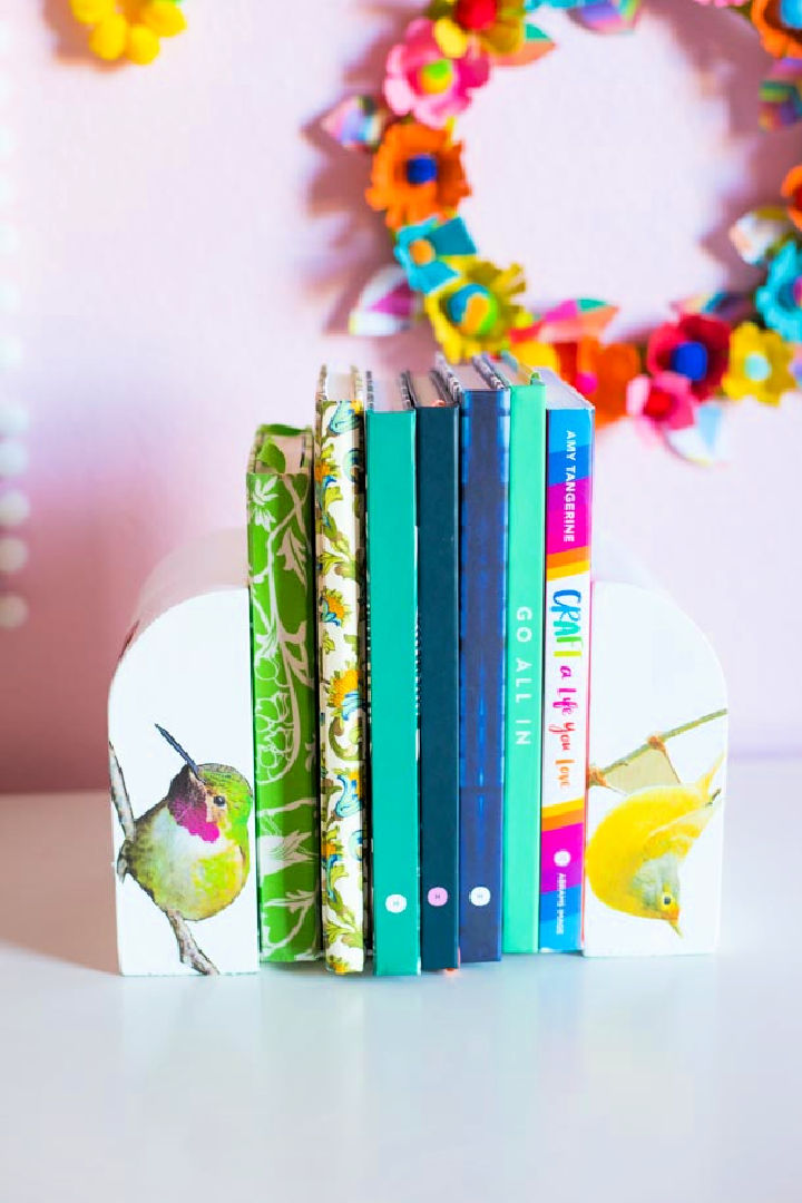 25 DIY Bookends: Creative Ideas for Making Bookends