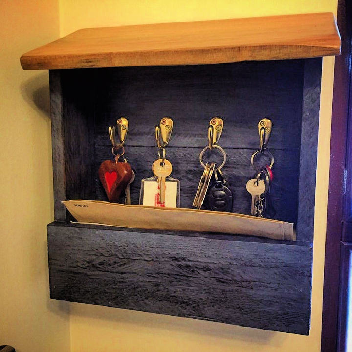 20 Easy DIY Key Holder Ideas for Wall