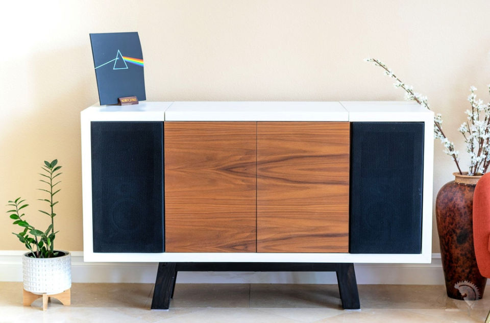 25 Free DIY Record Player Stand Plans