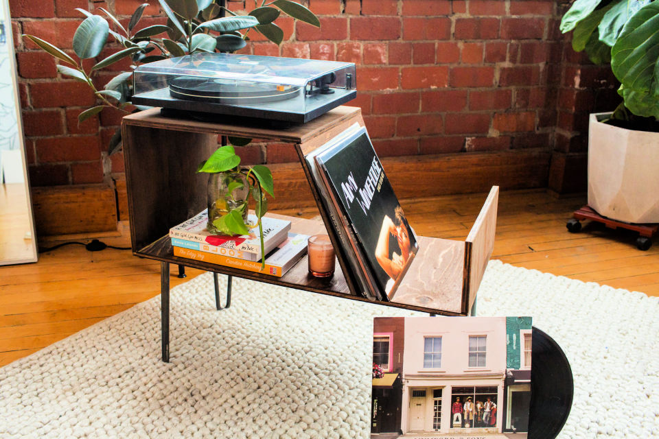 25 Free DIY Record Player Stand Plans
