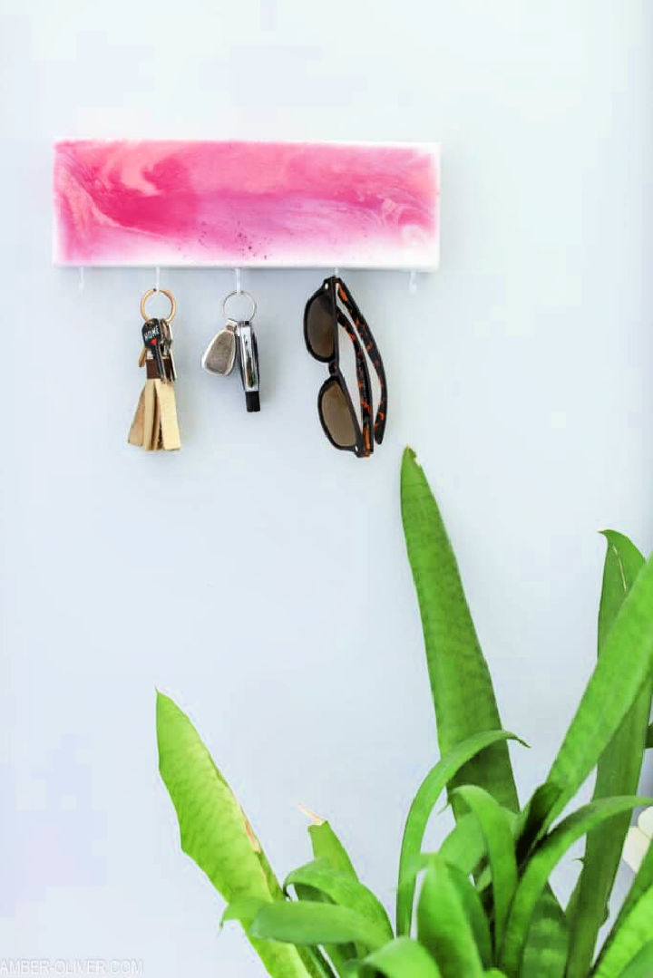 20 Easy DIY Key Holder Ideas for Wall