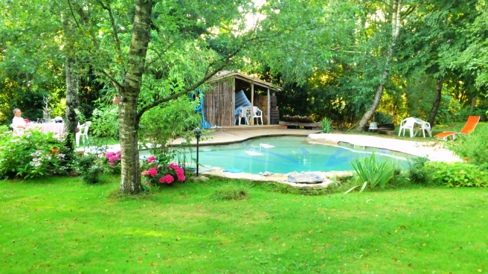 20 Homemade DIY Pool Ideas on A Budget