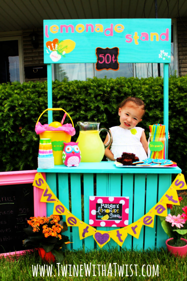 35 Homemade DIY Lemonade Stand Ideas You Can Build