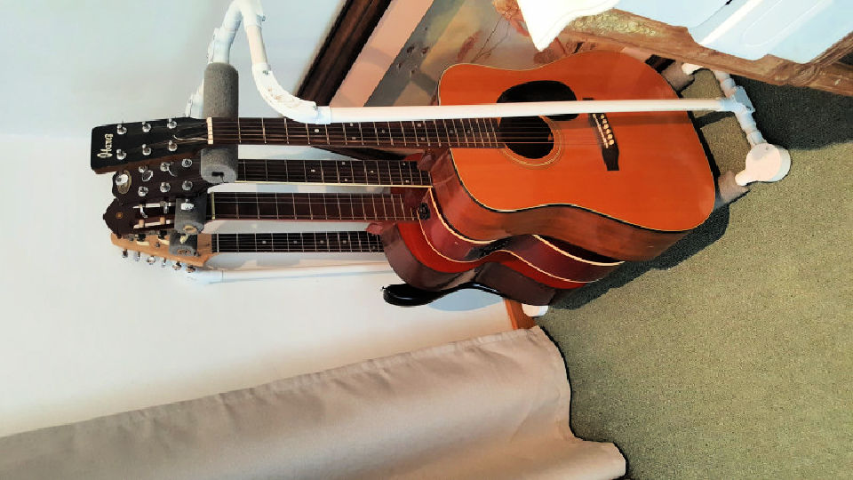 20 Free Homemade DIY Guitar Stand Plans