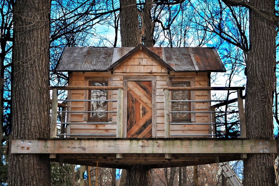25 Free DIY Tree House Plans and Ideas