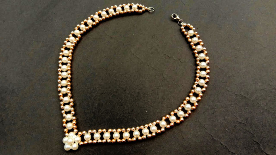 35 DIY Necklace Ideas: How To Make Necklaces