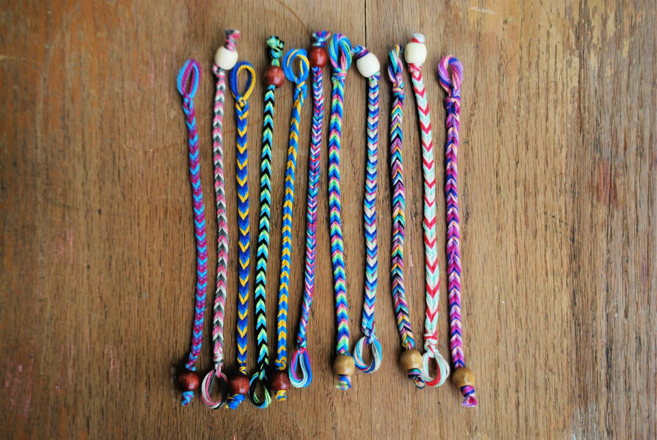 30 Easy Friendship Bracelet Patterns for Everyone