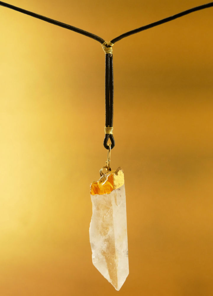 25 DIY Crystal Necklace Ideas: How To Make Your Own