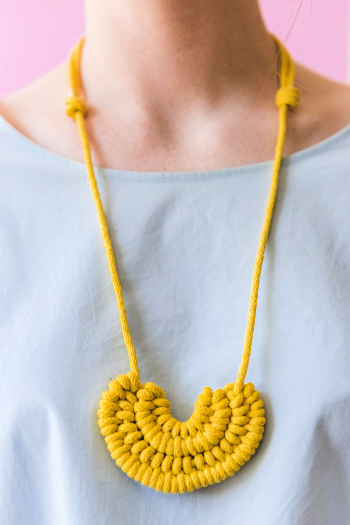 35 DIY Necklace Ideas: How To Make Necklaces