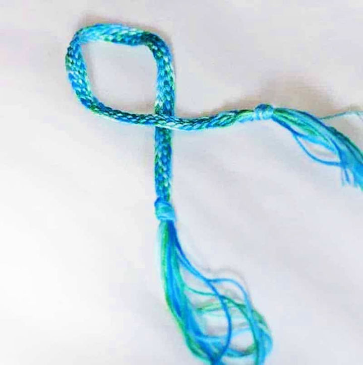 30 Easy Friendship Bracelet Patterns for Everyone