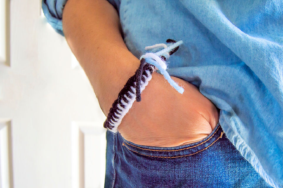 30 Easy Friendship Bracelet Patterns for Everyone