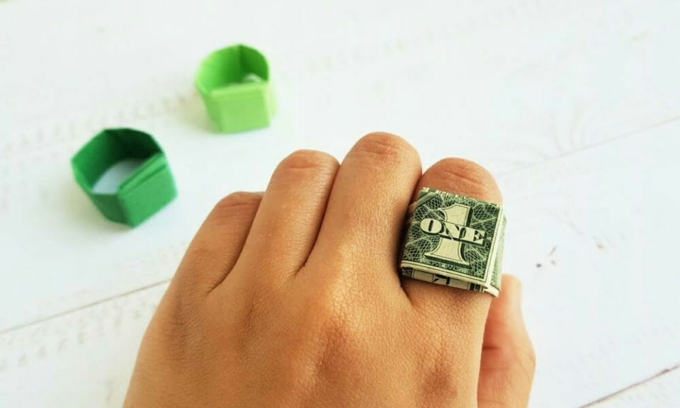 How to Make a Dollar Ring: 20 Ways to Make $1 Bill Ring