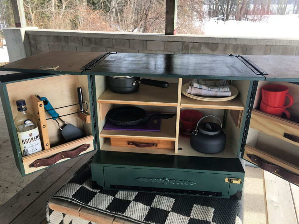 25 DIY Chuck Box Plans: Camp Kitchen Box Ideas