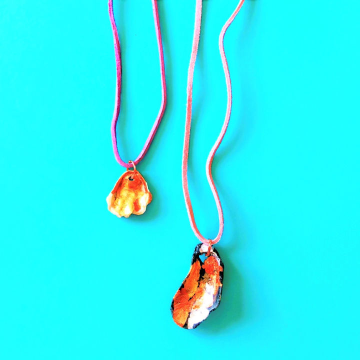 25 DIY Seashell Necklace Ideas To Make Your Own