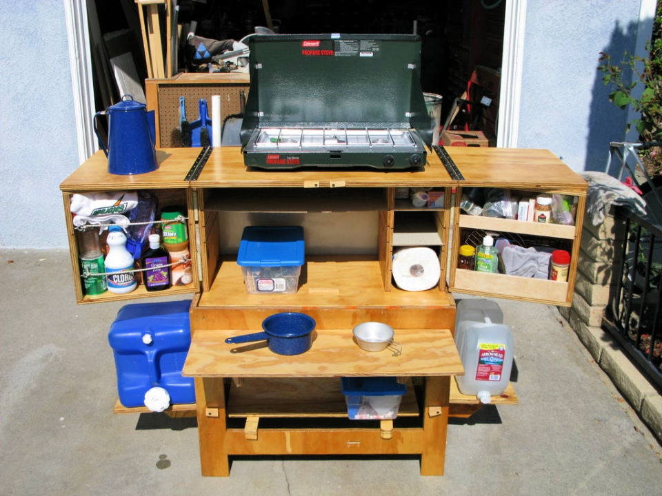 25 DIY Chuck Box Plans: Camp Kitchen Box Ideas
