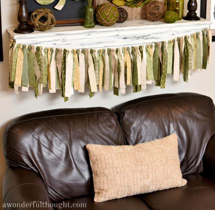 15 DIY Fabric Garland Ideas: How To Make a Fabric Garland